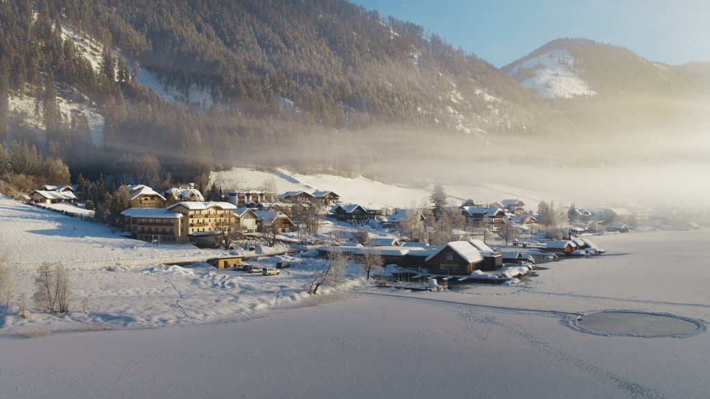 Winter holiday in Weissensee in Carinthia - Strandhotel am Weissensee